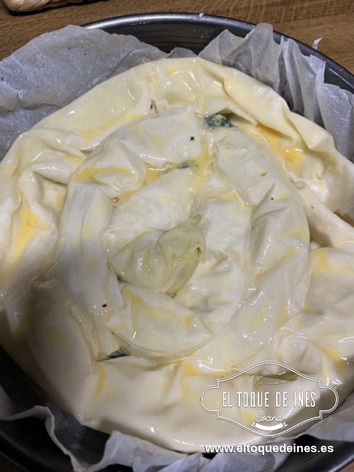 Spanakopita o pastel griego de espinacas - El Toque de Inés